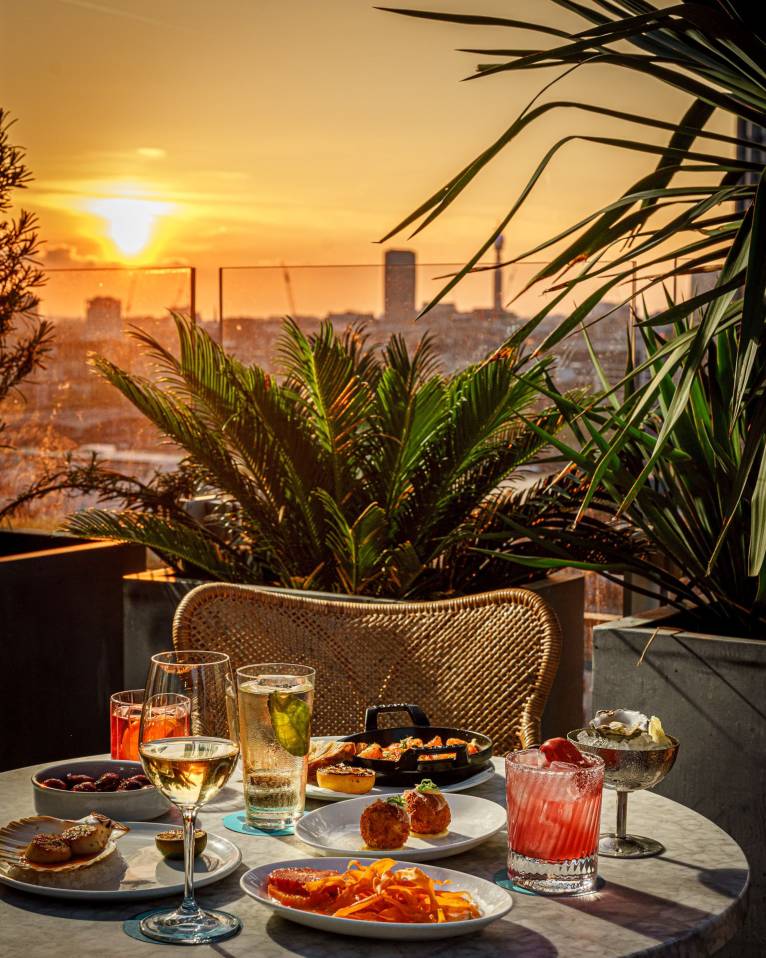 Seabird Rooftop Restaurant in Southwark | The Hoxton, Southwark