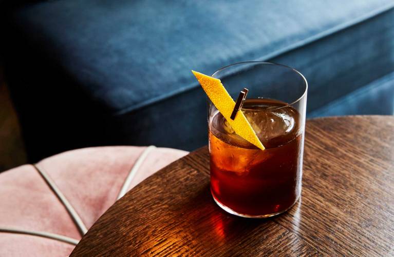 Cocktail Bar Paris | Jacques’ Bar, The Hoxton, Paris