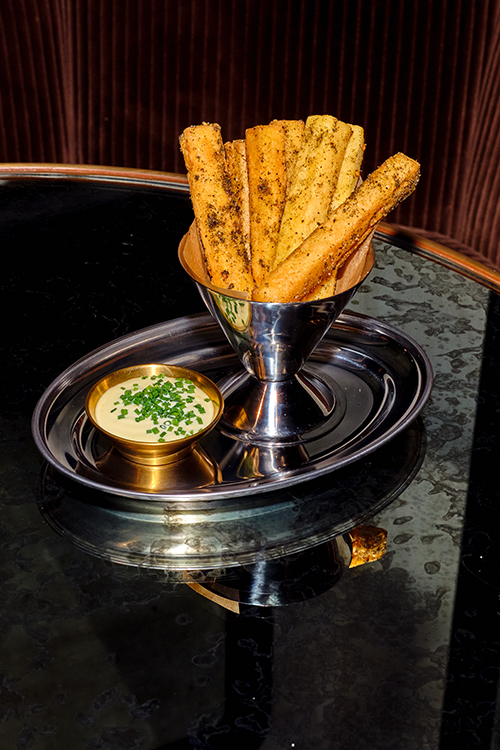 Salon Paradise | Cocktail Bar | The Hoxton, Vienna