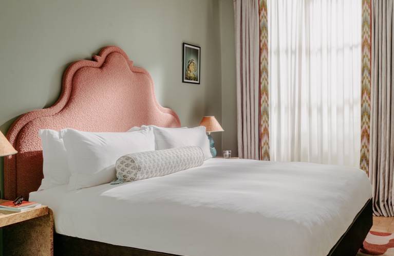 Book Hotel Rooms in Florence | The Hoxton, Florence